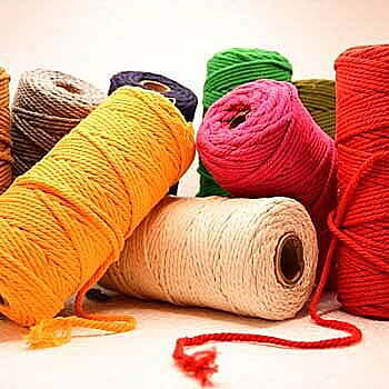 Macrame thread store